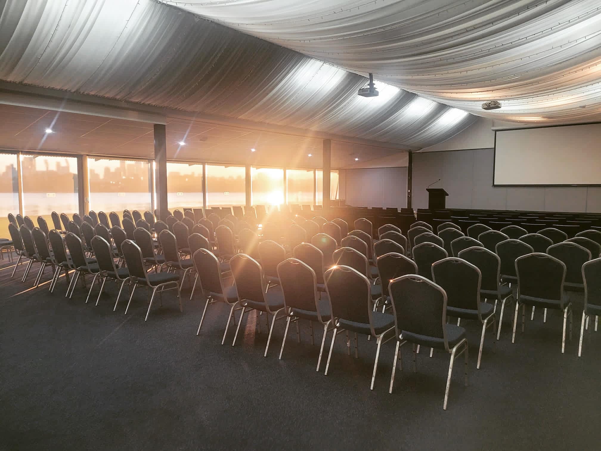 Swan Room - Burswood On Swan